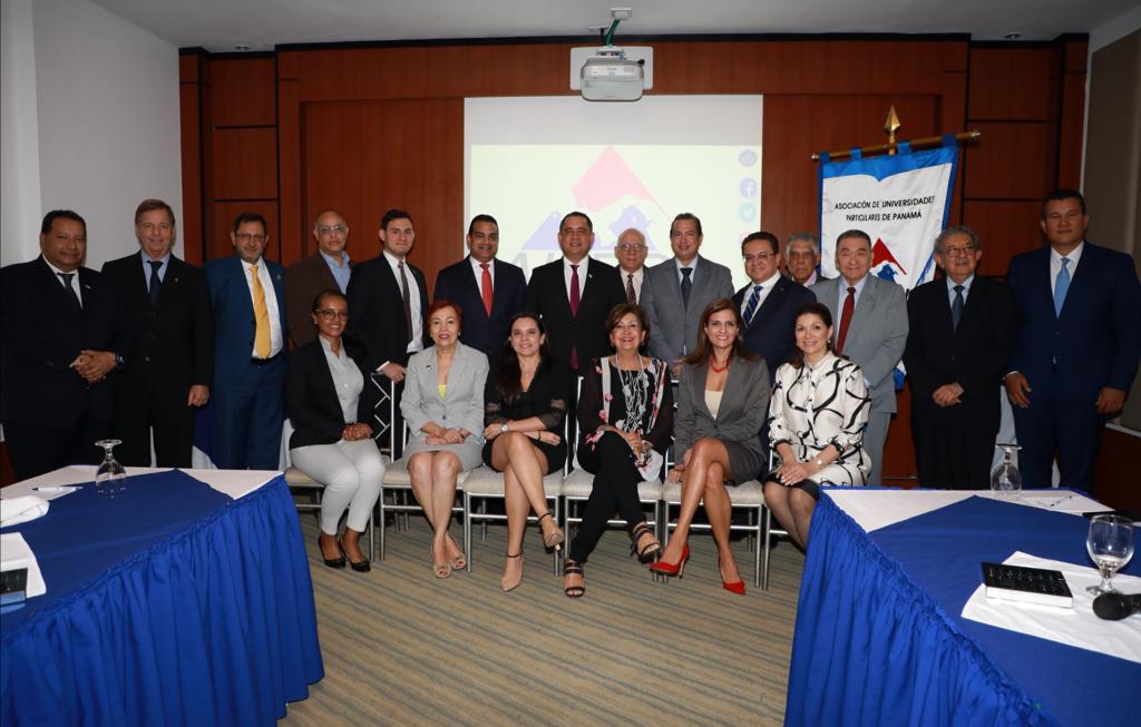 La Asociación de Universidades Particulares (AUPPA) - Universidad ...