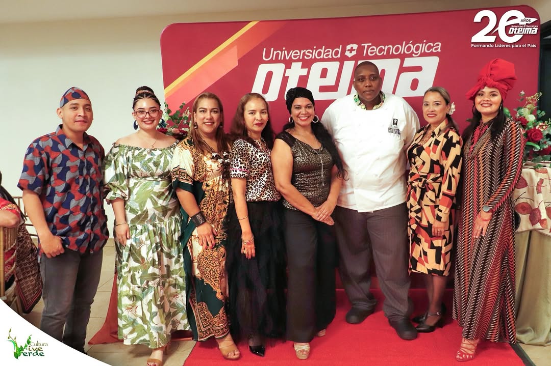 La Universidad Tecnológica OTEIMA – Sede Santiago conmemora el Día de ...